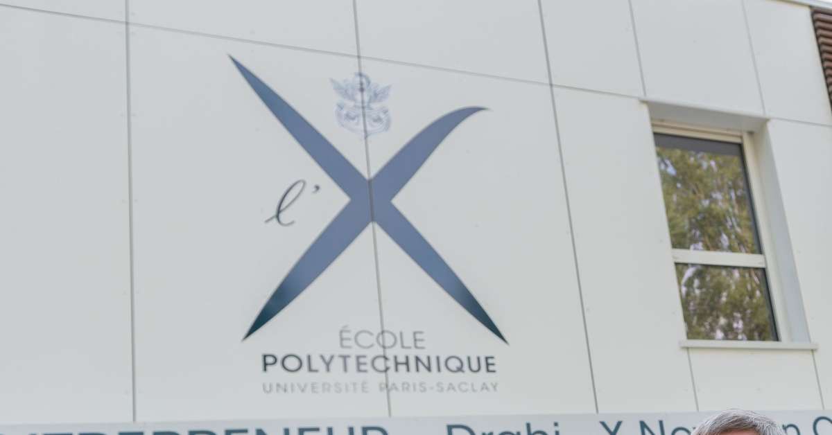 Écologie : des élèves de Polytechnique perturbent la cérémonie de ...