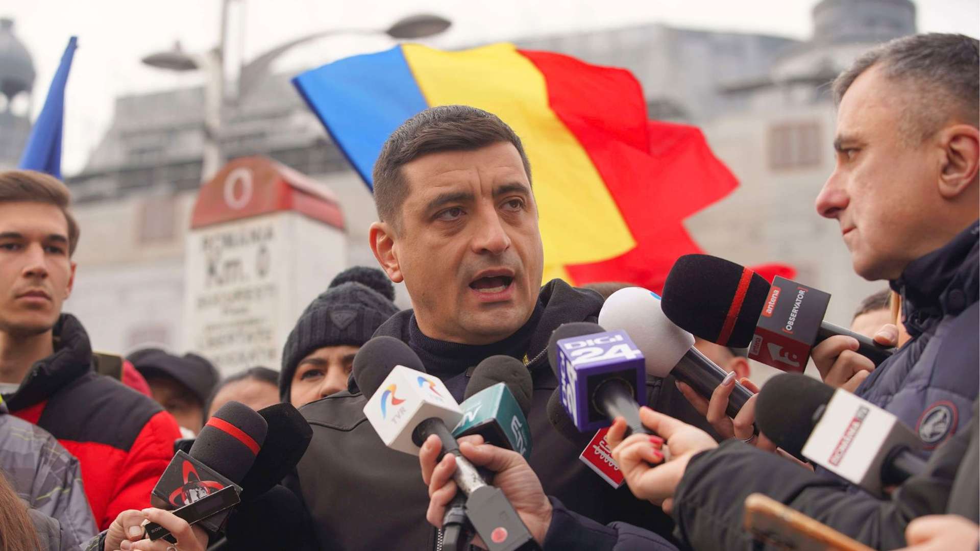 Nikola MIRKOVIC - Essayiste - Auteur - Front Populaire : La revue des ...